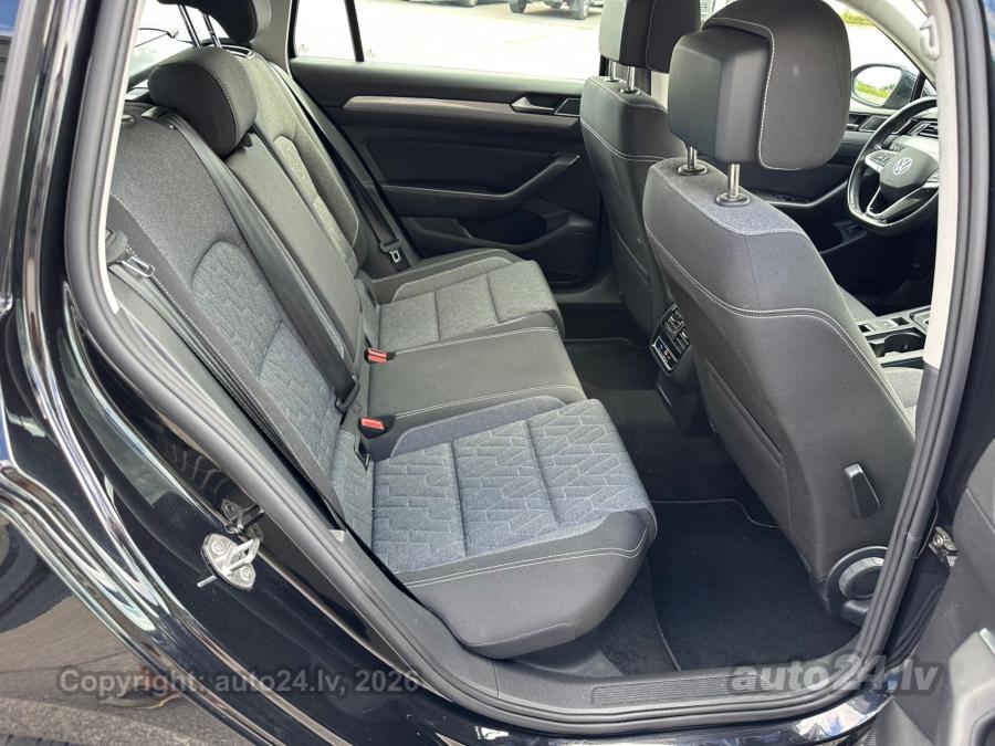 Melns Volkswagen Passat 2023 Tartu, ar dzinēja tilpumu 1.50 L un nobraukumu 131 tūkst. km par 19990 €, foto 19 vietnē AUTOMOTO.COM.LV