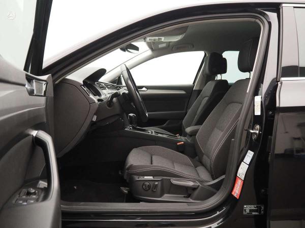 Melns Volkswagen Passat 2023 Viļņa, ar dzinēja tilpumu 1.97 L un nobraukumu 169 tūkst. km par 15600 €, foto 8 vietnē AUTOMOTO.COM.LV