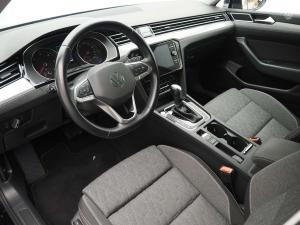 Black Volkswagen Passat 2023 in Vilnius, with an engine capacity of 1.97 L and mileage of 169 thousand km for 15600 €, photo 10 on AUTOMOTO.COM.LV