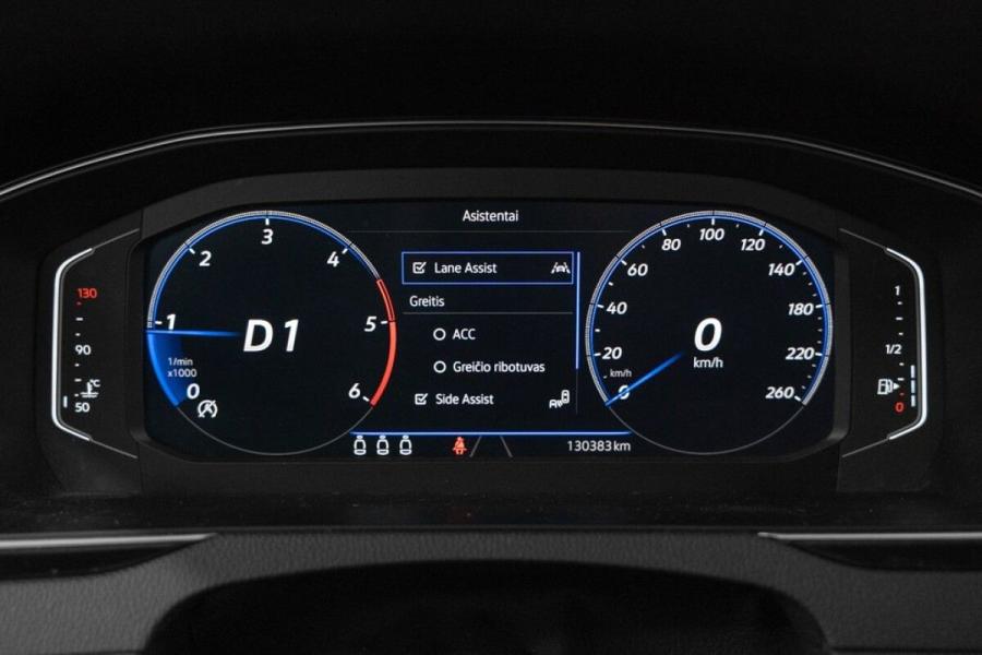 Black Volkswagen Passat 2023 in Vilnius, with an engine capacity of 2.00 L and mileage of 130 thousand km for 22100 €, photo 15 on AUTOMOTO.COM.LV