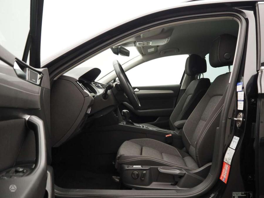 Black Volkswagen Passat 2023 in Vilnius, with an engine capacity of 1.97 L and mileage of 145 thousand km for 16500 €, photo 9 on AUTOMOTO.COM.LV