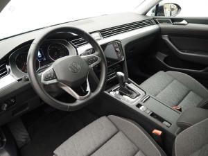Black Volkswagen Passat 2023 in Vilnius, with an engine capacity of 1.97 L and mileage of 145 thousand km for 16500 €, photo 10 on AUTOMOTO.COM.LV