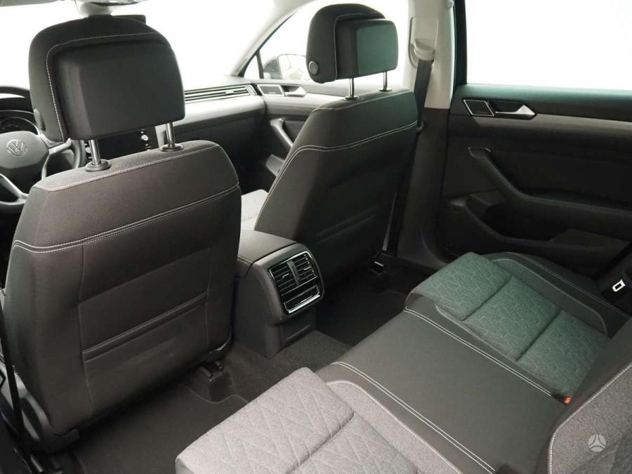 Black Volkswagen Passat 2023 in Vilnius, with an engine capacity of 1.97 L and mileage of 145 thousand km for 16500 €, photo 17 on AUTOMOTO.COM.LV