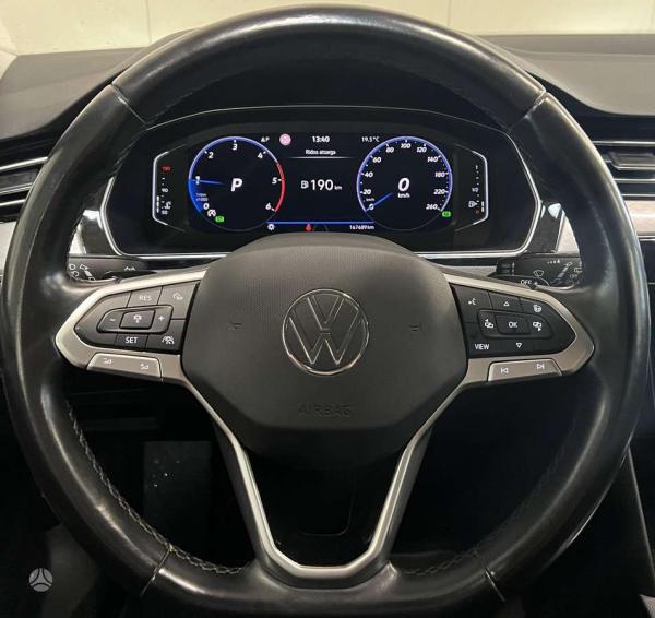 Black Volkswagen Passat 2023 in Kaunas, with an engine capacity of 1.97 L and mileage of 168 thousand km for 17600 €, photo 5 on AUTOMOTO.COM.LV