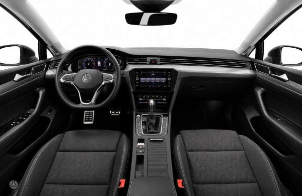 Black Volkswagen Passat 2023 in Kaunas, with an engine capacity of 1.97 L and mileage of 168 thousand km for 17600 €, photo 6 on AUTOMOTO.COM.LV
