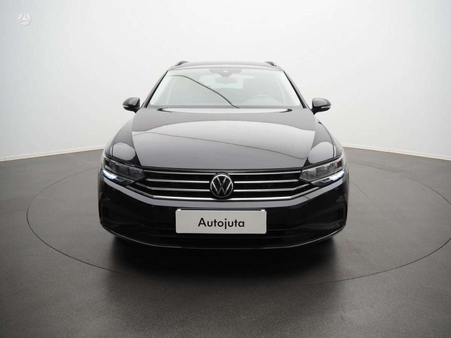 Melns Volkswagen Passat 2023 Viļņa, ar dzinēja tilpumu 1.97 L un nobraukumu 141 tūkst. km par 15900 €, foto 3 vietnē AUTOMOTO.COM.LV