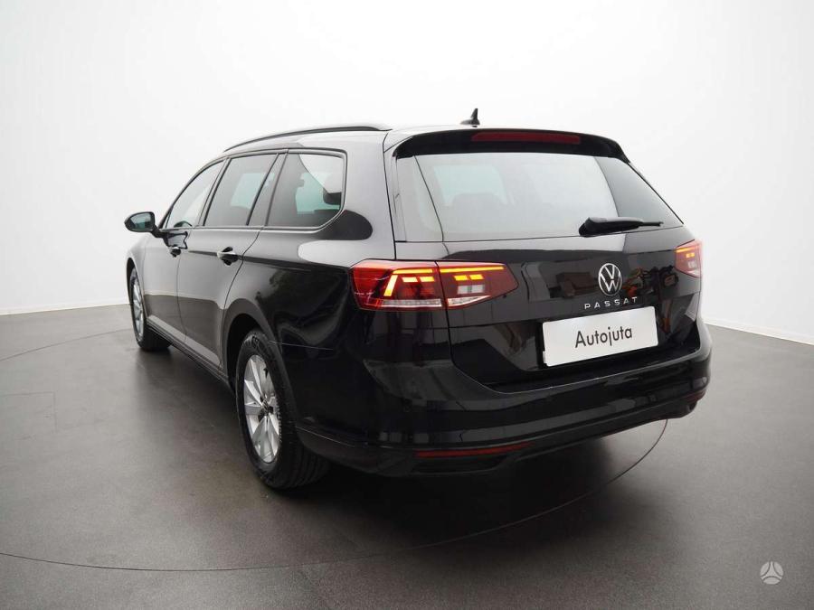 Melns Volkswagen Passat 2023 Viļņa, ar dzinēja tilpumu 1.97 L un nobraukumu 141 tūkst. km par 15900 €, foto 7 vietnē AUTOMOTO.COM.LV