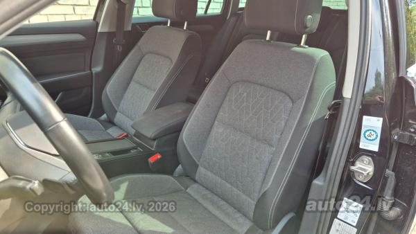 Black Volkswagen Passat 2023 in Tallinn, with an engine capacity of 2.00 L and mileage of 161 thousand km for 19990 €, photo 10 on AUTOMOTO.COM.LV