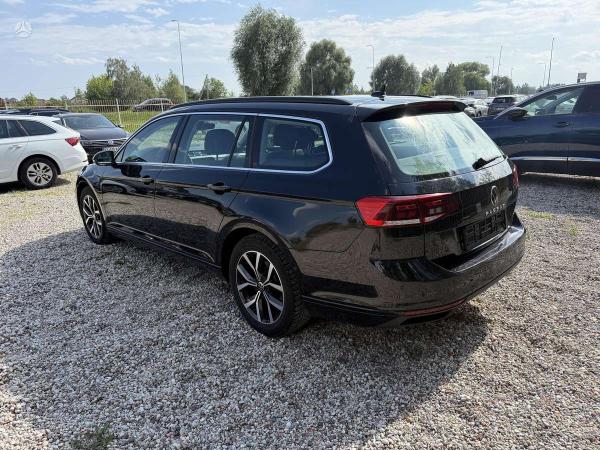 Black Volkswagen Passat 2023 in Marijampole, with an engine capacity of 1.50 L and mileage of 140 thousand km for 17364 €, photo 3 on AUTOMOTO.COM.LV