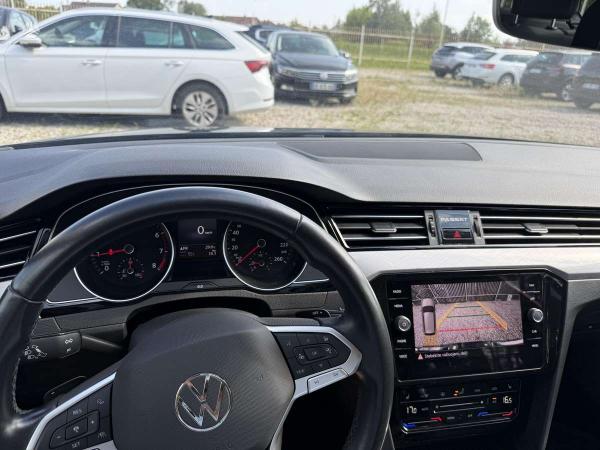 Black Volkswagen Passat 2023 in Marijampole, with an engine capacity of 1.50 L and mileage of 140 thousand km for 17364 €, photo 10 on AUTOMOTO.COM.LV