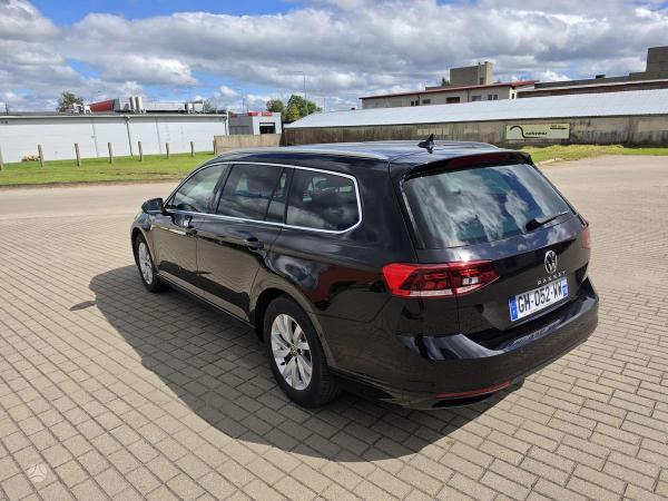 Black Volkswagen Passat 2023 in Taurage, with an engine capacity of 1.97 L and mileage of 310 thousand km for 12000 €, photo 4 on AUTOMOTO.COM.LV