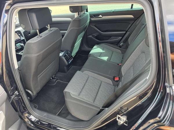 Black Volkswagen Passat 2023 in Taurage, with an engine capacity of 1.97 L and mileage of 310 thousand km for 12000 €, photo 5 on AUTOMOTO.COM.LV