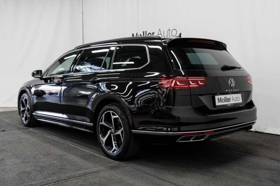 Melns Volkswagen Passat 2023 Tallina, ar dzinēja tilpumu 2.00 L un nobraukumu 137 tūkst. km par 24900 €, foto 4 vietnē AUTOMOTO.COM.LV