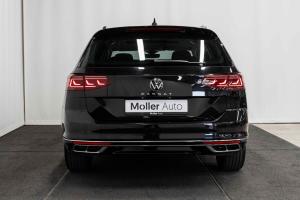 Melns Volkswagen Passat 2023 Tallina, ar dzinēja tilpumu 2.00 L un nobraukumu 137 tūkst. km par 24900 €, foto 6 vietnē AUTOMOTO.COM.LV