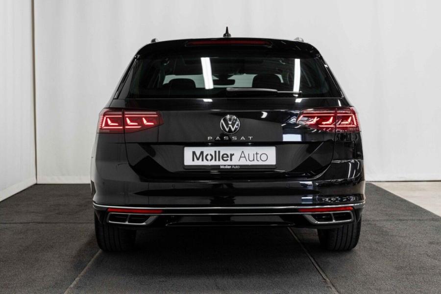 Melns Volkswagen Passat 2023 Tallina, ar dzinēja tilpumu 2.00 L un nobraukumu 137 tūkst. km par 24900 €, foto 6 vietnē AUTOMOTO.COM.LV