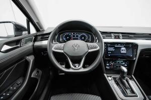 Melns Volkswagen Passat 2023 Tallina, ar dzinēja tilpumu 2.00 L un nobraukumu 137 tūkst. km par 24900 €, foto 11 vietnē AUTOMOTO.COM.LV