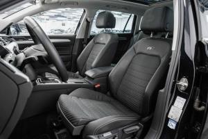 Melns Volkswagen Passat 2023 Tallina, ar dzinēja tilpumu 2.00 L un nobraukumu 137 tūkst. km par 24900 €, foto 15 vietnē AUTOMOTO.COM.LV