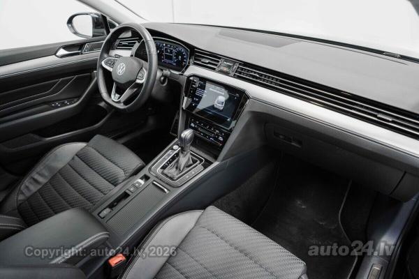 Black Volkswagen Passat 2023 in Tallinn, with an engine capacity of 2.00 L and mileage of 137 thousand km for 24900 €, photo 8 on AUTOMOTO.COM.LV
