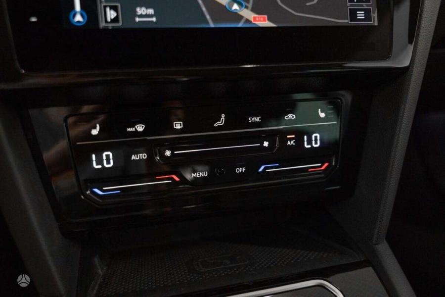 Melns Volkswagen Passat 2023 Viļņa, ar dzinēja tilpumu 2.00 L un nobraukumu 156 tūkst. km par 19044 €, foto 18 vietnē AUTOMOTO.COM.LV