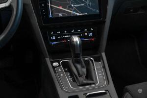 Melns Volkswagen Passat 2023 Viļņa, ar dzinēja tilpumu 2.00 L un nobraukumu 156 tūkst. km par 19044 €, foto 19 vietnē AUTOMOTO.COM.LV