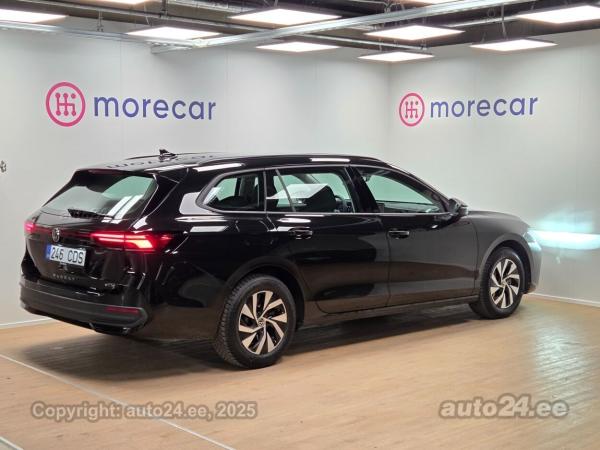 Melns Volkswagen Passat 2024 Tallina, ar dzinēja tilpumu 1.50 L un nobraukumu 13 tūkst. km par 29900 €, foto 4 vietnē AUTOMOTO.COM.LV