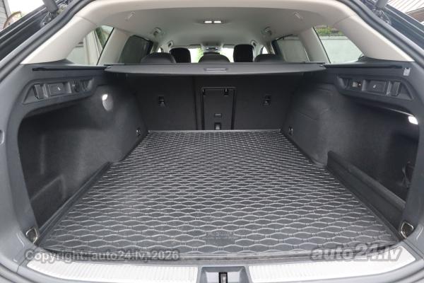 Melns Volkswagen Passat 2024 Tallina, ar dzinēja tilpumu 2.00 L un nobraukumu 76 tūkst. km par 34990 €, foto 6 vietnē AUTOMOTO.COM.LV