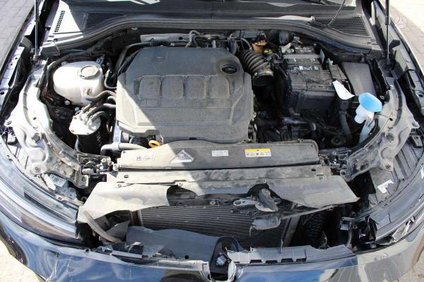 Melns Volkswagen Passat 2024 Klaipėda, ar dzinēja tilpumu 1.97 L un nobraukumu 68 tūkst. km par 18900 €, foto 9 vietnē AUTOMOTO.COM.LV