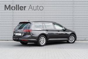 Black Volkswagen Passat 2024 in Marupe, with an engine capacity of 2.00 L and mileage of 132 thousand km for 25400 €, photo 5 on AUTOMOTO.COM.LV