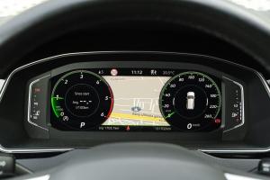 Black Volkswagen Passat 2024 in Marupe, with an engine capacity of 2.00 L and mileage of 132 thousand km for 25400 €, photo 14 on AUTOMOTO.COM.LV