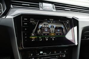 Black Volkswagen Passat 2024 in Marupe, with an engine capacity of 2.00 L and mileage of 132 thousand km for 25400 €, photo 18 on AUTOMOTO.COM.LV