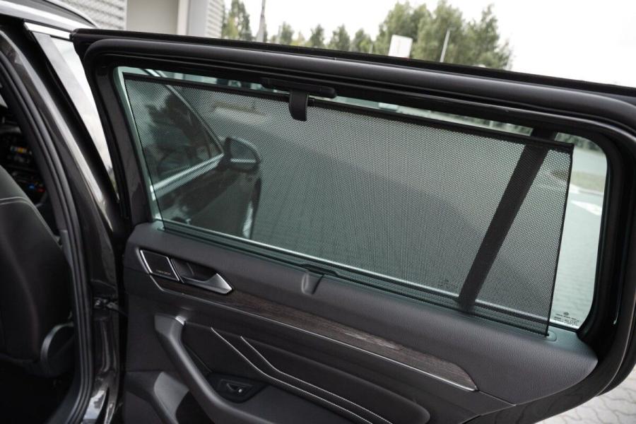 Black Volkswagen Passat 2024 in Marupe, with an engine capacity of 2.00 L and mileage of 132 thousand km for 25400 €, photo 29 on AUTOMOTO.COM.LV