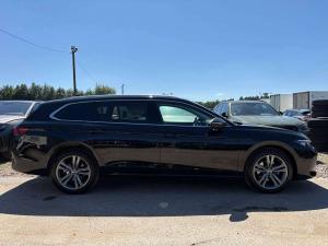 Melns Volkswagen Passat 2024 Viļņa, ar dzinēja tilpumu 1.50 L un nobraukumu 105 tūkst. km par 24900 €, foto 6 vietnē AUTOMOTO.COM.LV