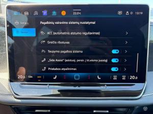 Melns Volkswagen Passat 2024 Viļņa, ar dzinēja tilpumu 1.50 L un nobraukumu 105 tūkst. km par 24900 €, foto 24 vietnē AUTOMOTO.COM.LV