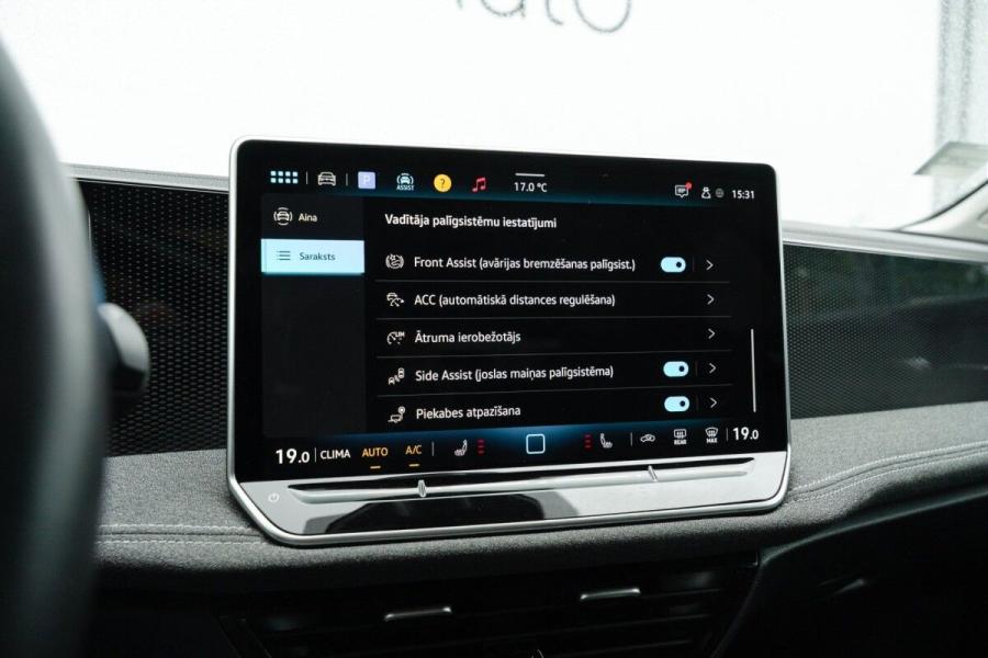 Black Volkswagen Passat 2024 in Riga, with an engine capacity of 1.50 L and mileage of 37 thousand km for 26800 €, photo 21 on AUTOMOTO.COM.LV