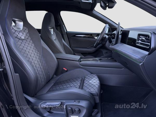 Melns Volkswagen Passat 2024 Pērnava, ar dzinēja tilpumu 1.50 L un nobraukumu 58 tūkst. km par 36900 €, foto 6 vietnē AUTOMOTO.COM.LV