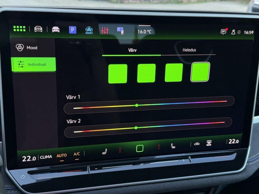 Melns Volkswagen Passat 2024 Pērnava, ar dzinēja tilpumu 1.50 L un nobraukumu 58 tūkst. km par 36900 €, foto 19 vietnē AUTOMOTO.COM.LV