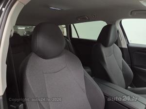 Black Volkswagen Passat 2024 in Tallinn, with an engine capacity of 1.50 L and mileage of 35 thousand km for 26900 €, photo 17 on AUTOMOTO.COM.LV