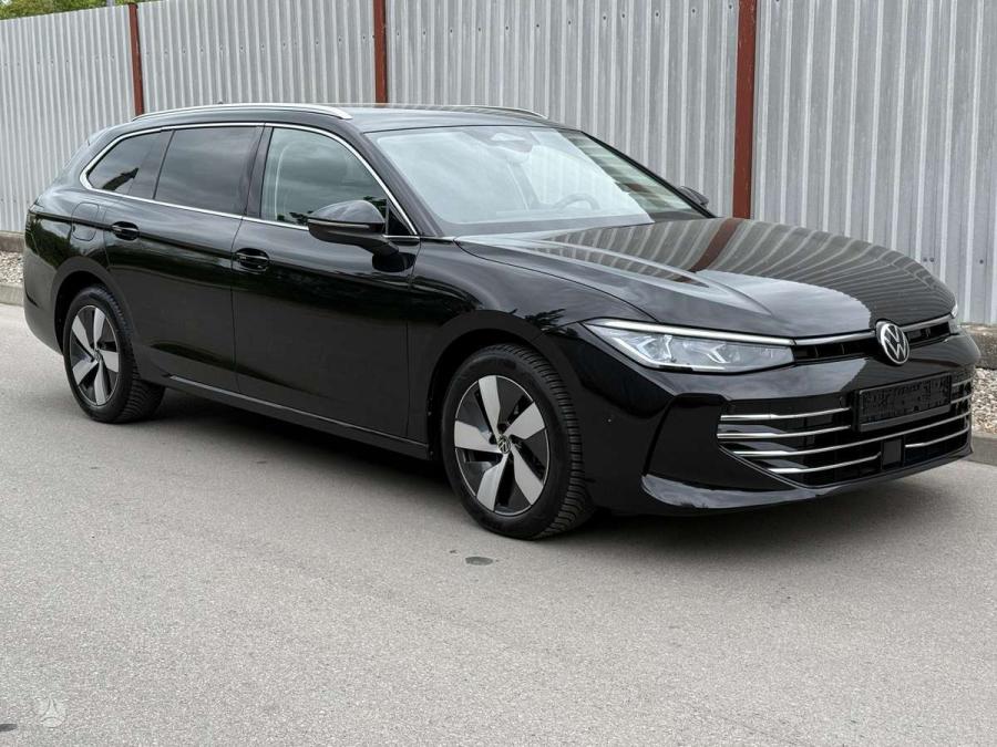 Melns Volkswagen Passat 2025 Vilkaviškis, ar dzinēja tilpumu 1.97 L un nobraukumu 40 tūkst. km par 29000 €, foto 6 vietnē AUTOMOTO.COM.LV