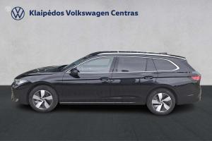 Melns Volkswagen Passat 2025 Klaipėda, ar dzinēja tilpumu 1.50 L un nobraukumu 25 tūkst. km par 29000 €, foto 4 vietnē AUTOMOTO.COM.LV