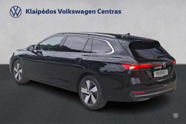 Melns Volkswagen Passat 2025 Klaipėda, ar dzinēja tilpumu 1.50 L un nobraukumu 25 tūkst. km par 29000 €, foto 4 vietnē AUTOMOTO.COM.LV