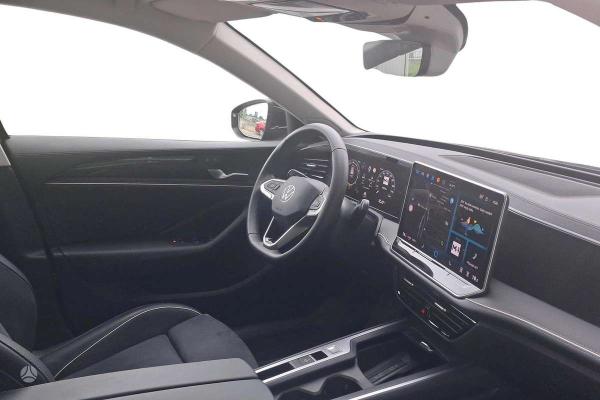 Melns Volkswagen Passat 2025 Klaipėda, ar dzinēja tilpumu 1.50 L un nobraukumu 25 tūkst. km par 29000 €, foto 8 vietnē AUTOMOTO.COM.LV