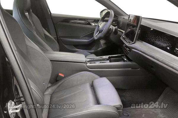 Melns Volkswagen Passat 2025 Tallina, ar dzinēja tilpumu 2.00 L un nobraukumu 53 tūkst. km par 40995 €, foto 2 vietnē AUTOMOTO.COM.LV