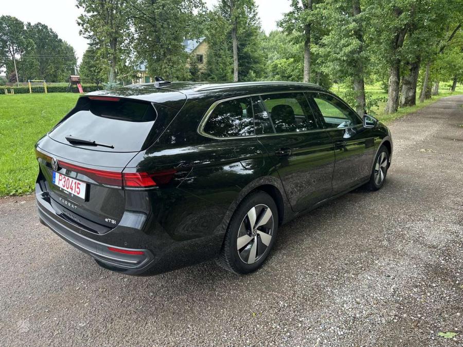 Black Volkswagen Passat 2025 in Kaunas, with an engine capacity of 1.50 L and mileage of 20 thousand km for 28300 €, photo 6 on AUTOMOTO.COM.LV