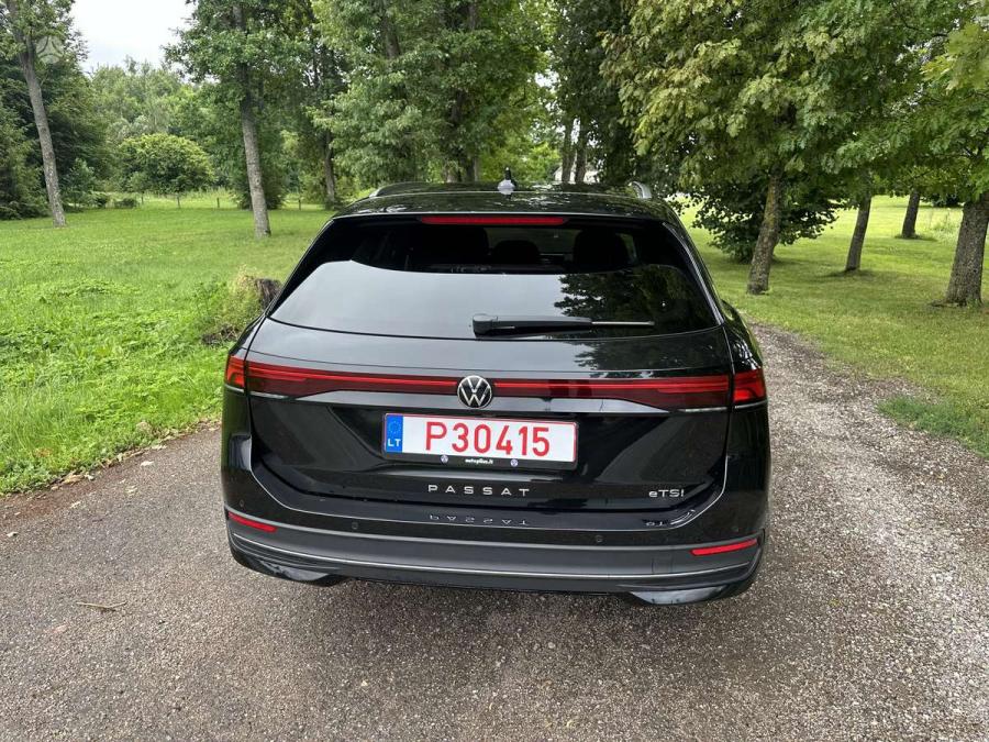Black Volkswagen Passat 2025 in Kaunas, with an engine capacity of 1.50 L and mileage of 20 thousand km for 28300 €, photo 7 on AUTOMOTO.COM.LV