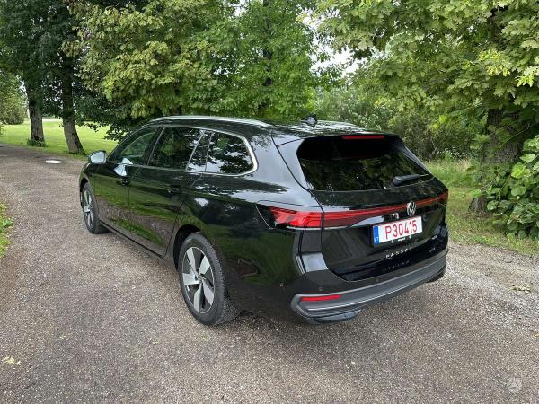 Melns Volkswagen Passat 2025 Kauņa, ar dzinēja tilpumu 1.50 L un nobraukumu 20 tūkst. km par 28300 €, foto 7 vietnē AUTOMOTO.COM.LV