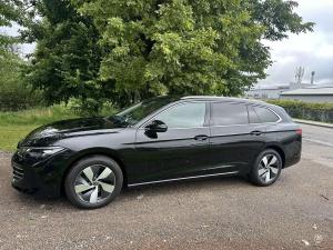 Black Volkswagen Passat 2025 in Kaunas, with an engine capacity of 1.50 L and mileage of 20 thousand km for 28300 €, photo 10 on AUTOMOTO.COM.LV