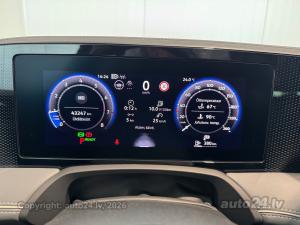 Black Volkswagen Passat 2025 in Tartu, with an engine capacity of 1.50 L and mileage of 43 thousand km for 27490 €, photo 9 on AUTOMOTO.COM.LV