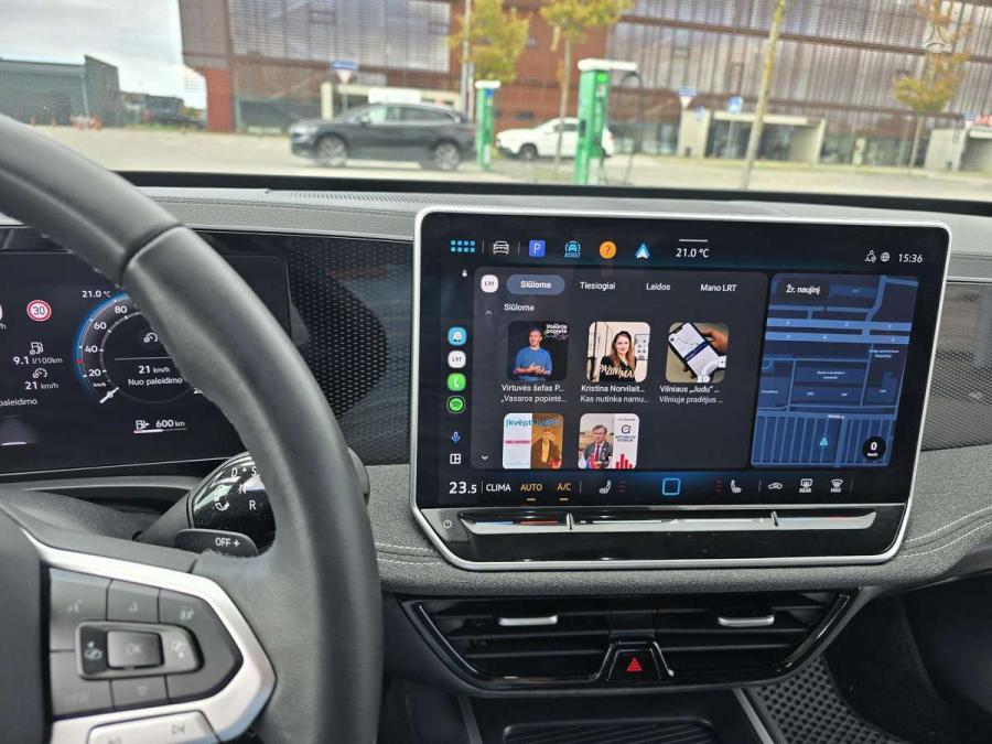 Black Volkswagen Passat 2025 in Klaipeda, with an engine capacity of 1.50 L and mileage of 33 thousand km for 28200 €, photo 18 on AUTOMOTO.COM.LV
