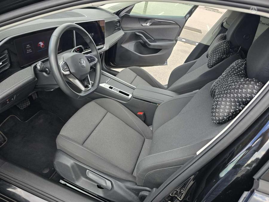 Black Volkswagen Passat 2025 in Klaipeda, with an engine capacity of 1.50 L and mileage of 33 thousand km for 28200 €, photo 20 on AUTOMOTO.COM.LV