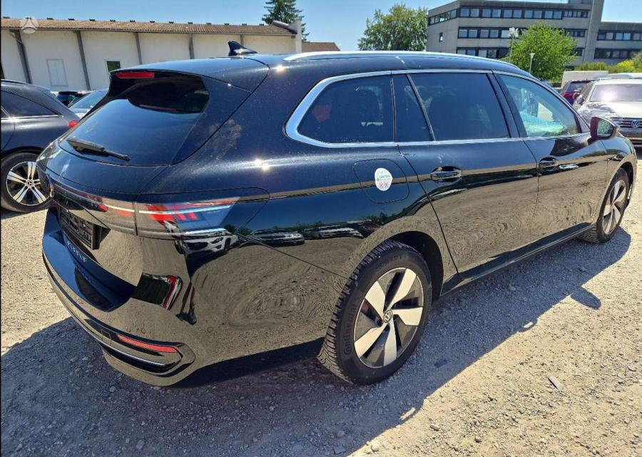 Melns Volkswagen Passat 2026 Klaipėda, ar dzinēja tilpumu 1.97 L un nobraukumu 7 tūkst. km par 11300 €, foto 5 vietnē AUTOMOTO.COM.LV